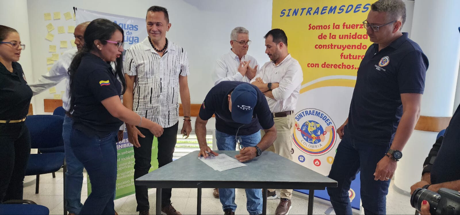 Sintraemsdes Buga y la empresa Aguas de Buga firmaron su Convención ...